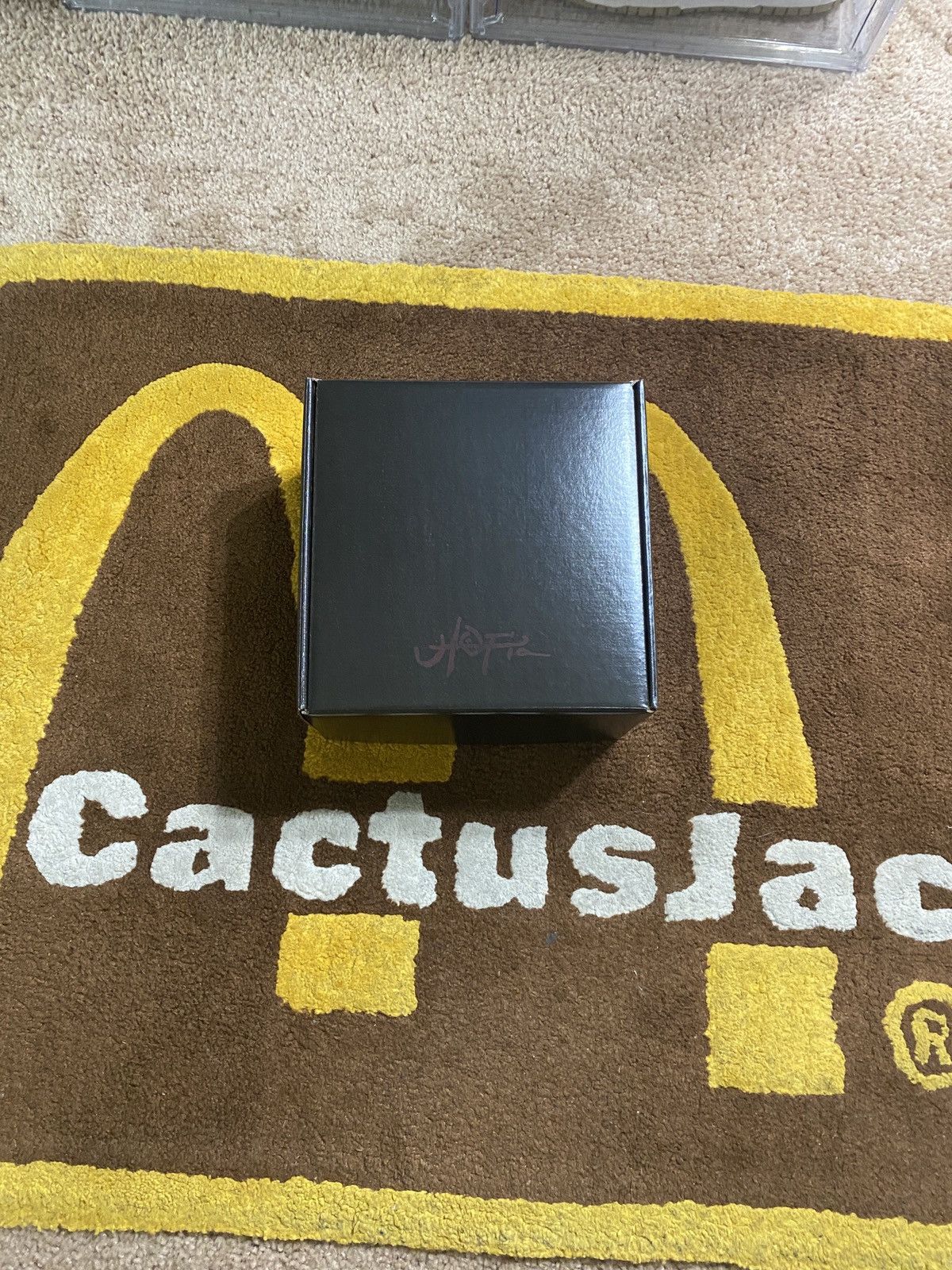 Travis Scott Travis Scott Utopia Box | Grailed