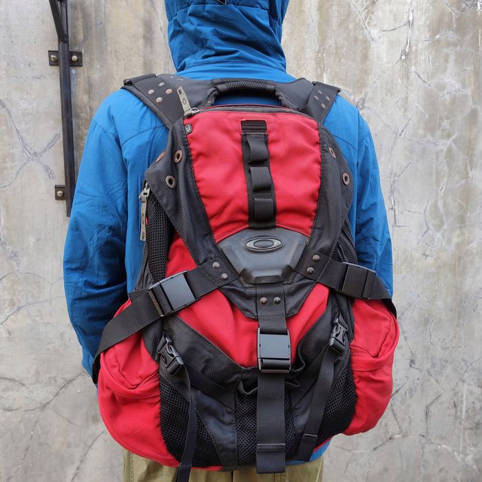 Vintage Vintage Oakley Icon Backpack 2000s | Grailed