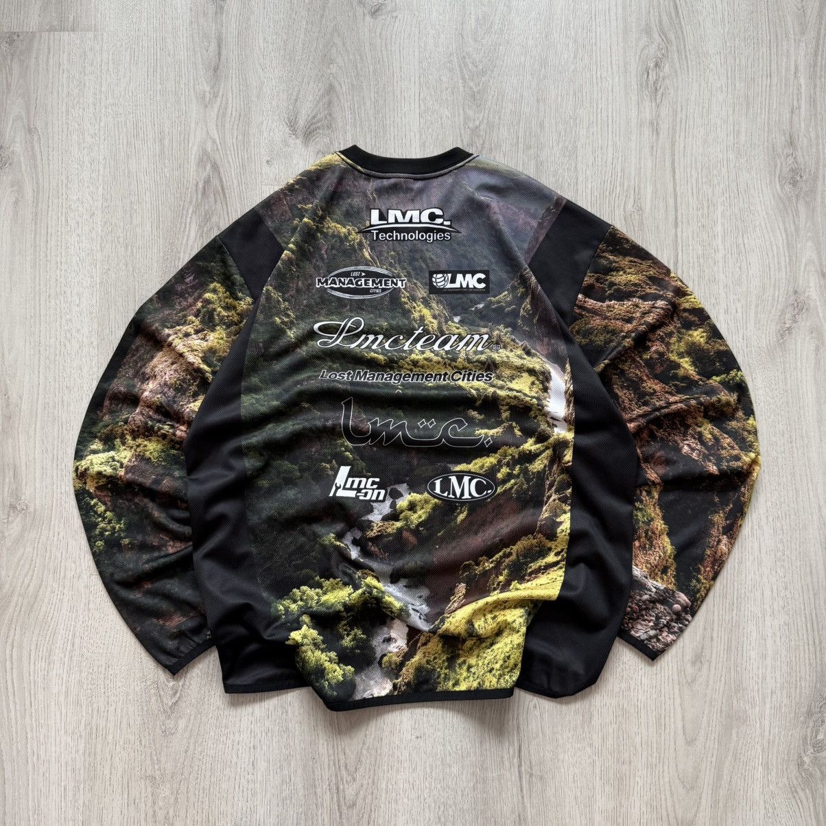 Japanese Brand × Streetwear Lost Management Cities LMC. Landscape ...