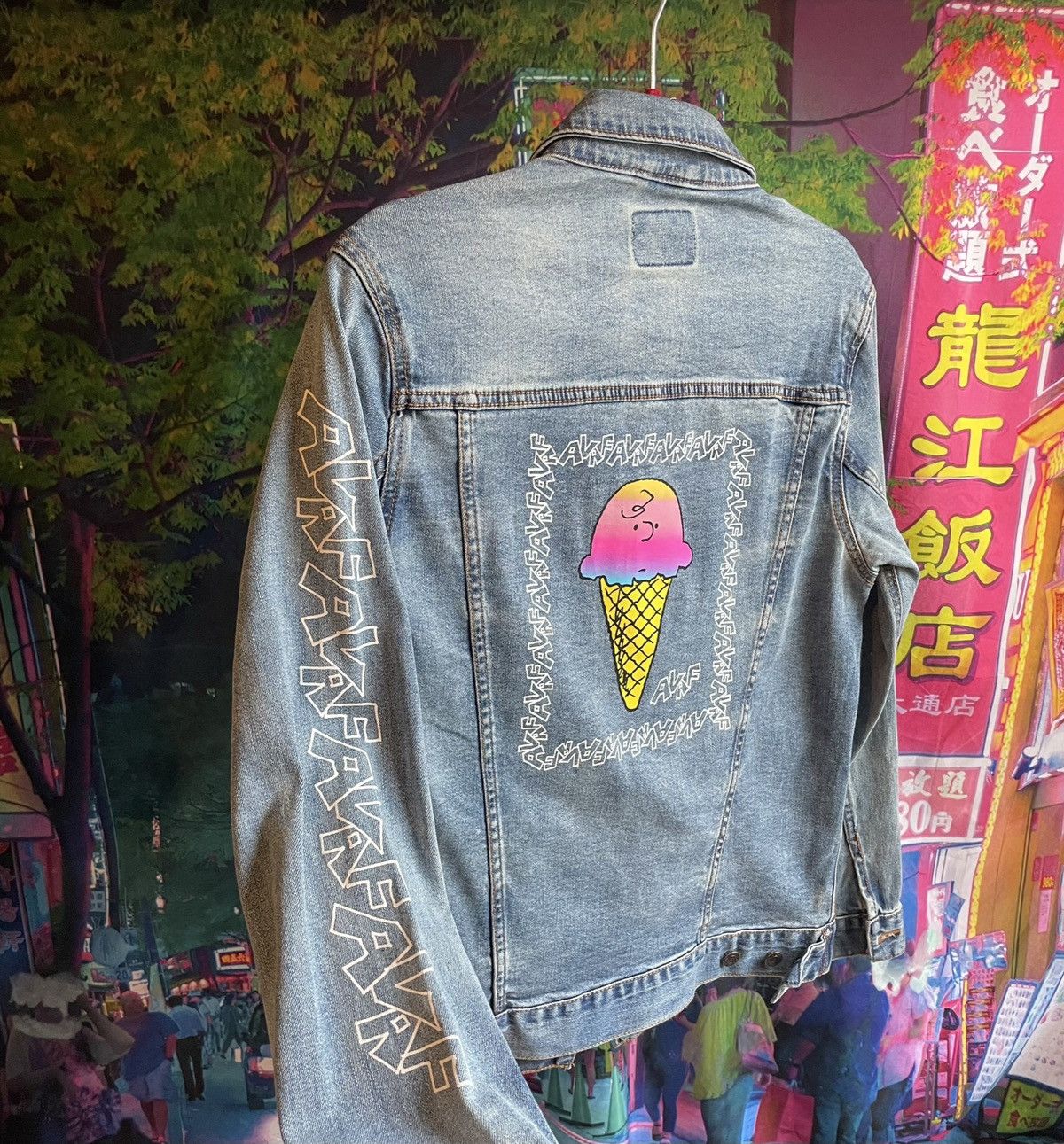 Peanuts Snoopy Jean Jacket. Super comfortable | Grailed