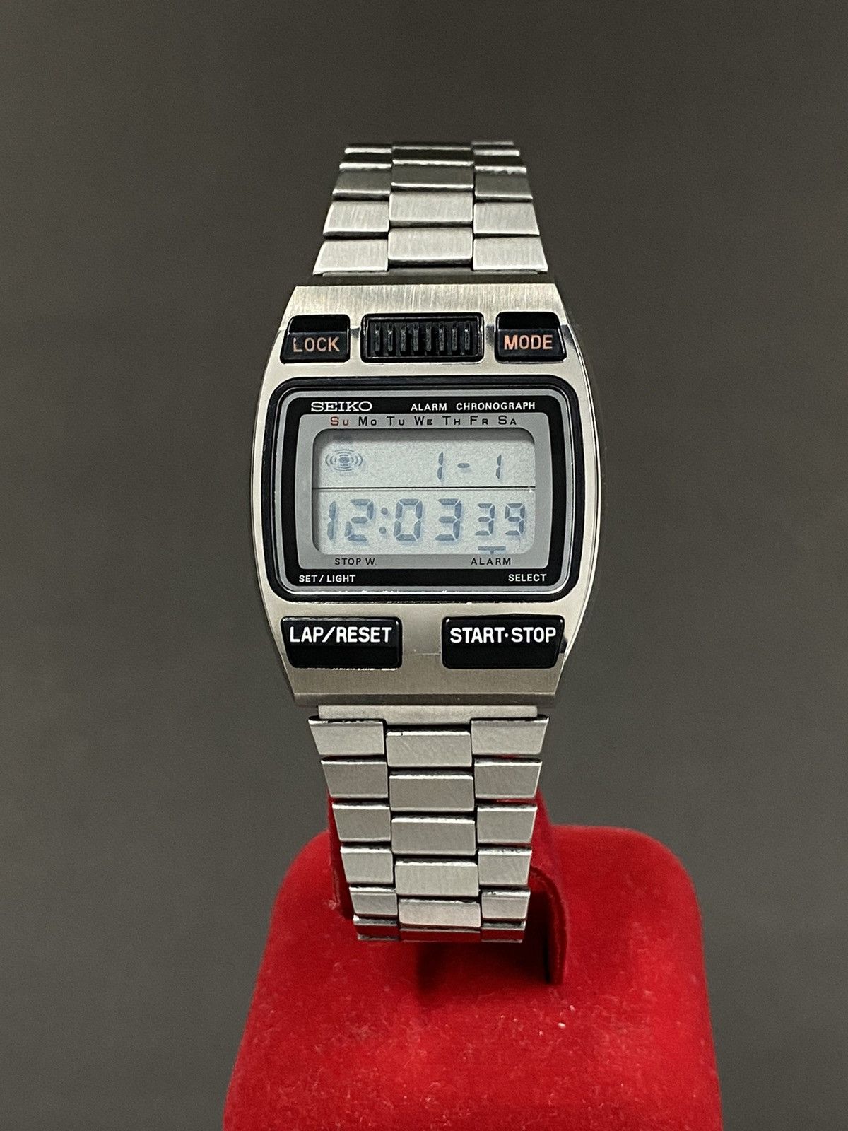 Vintage Ultra Rare Vintage SEIKO A439-4000 Japan Digital Men’s Watch ...