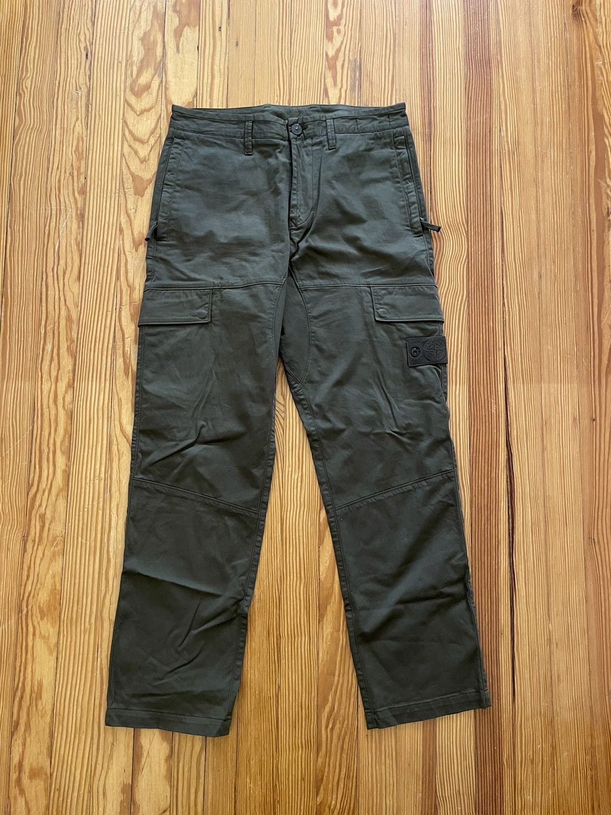 Stone Island Stone Island Ghost Cargo Pants Wide Fit Olive Green | Grailed