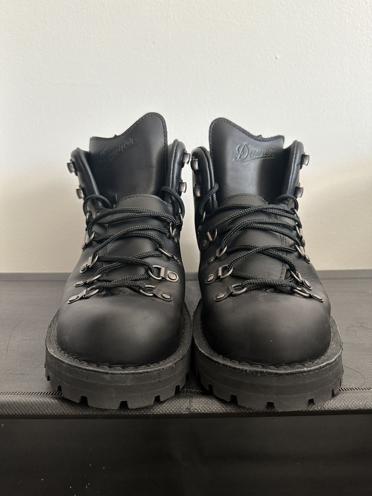 Combat Boots × Danner Danner Mountain Light Black 10.5 EE | Grailed