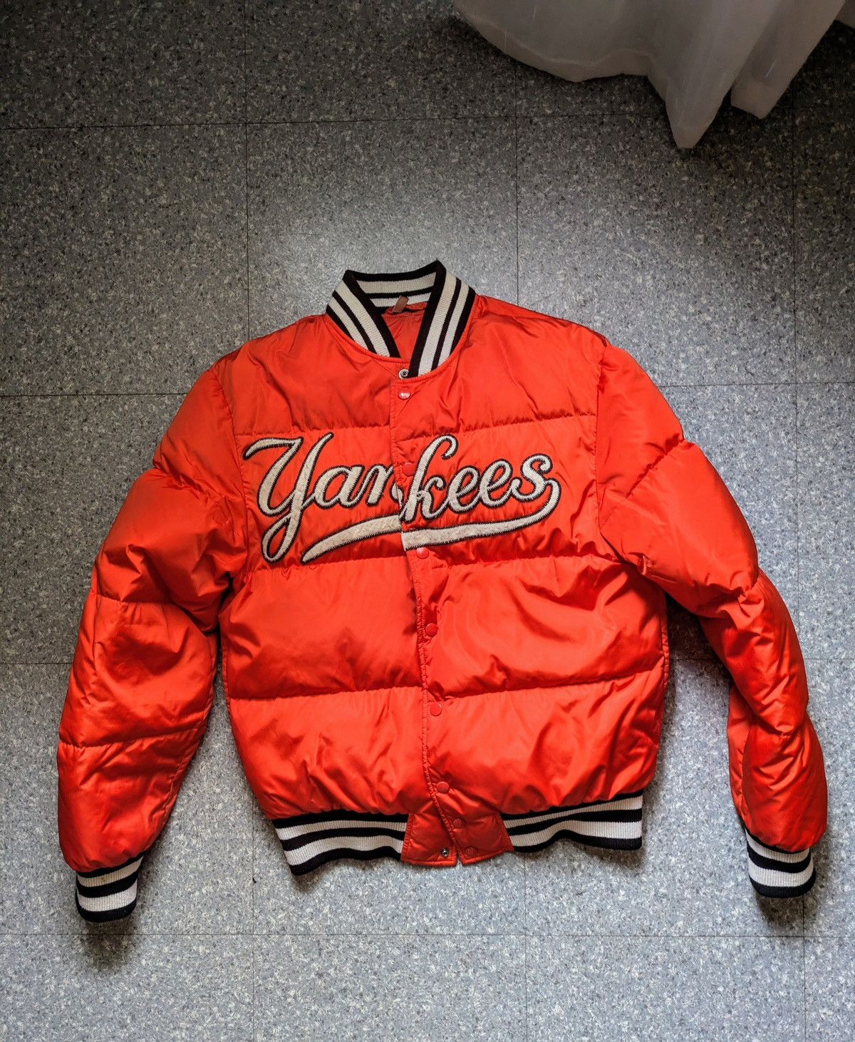 Gucci Gucci x yankee puffer jacket | Grailed