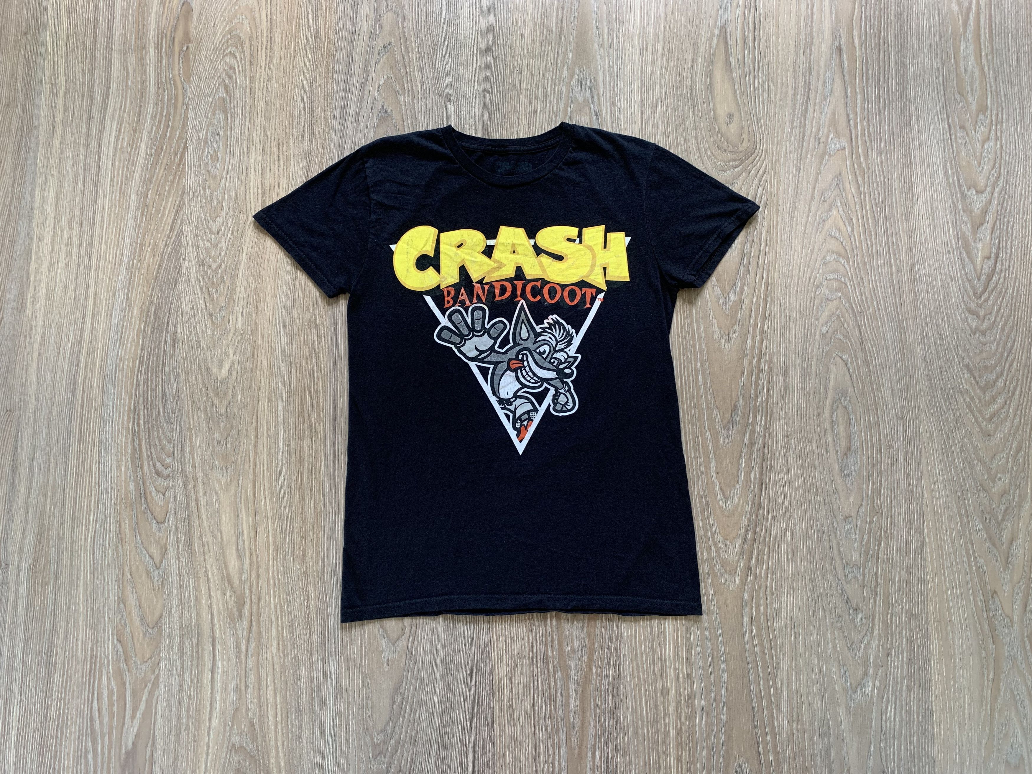Cartoon Network × Streetwear × Vintage Crash Bandicoot Vintage T-Shirt ...