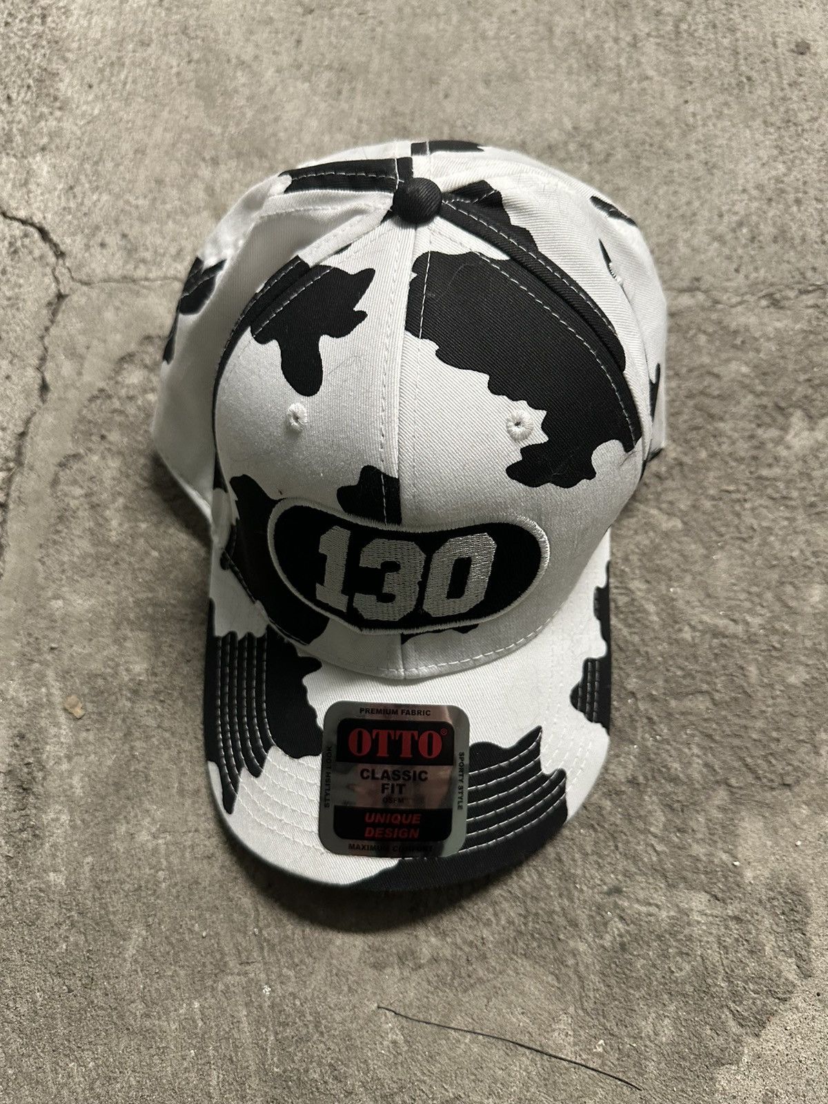 Underground 130 WORLD SAMPLE COW LOGO HAT | Grailed