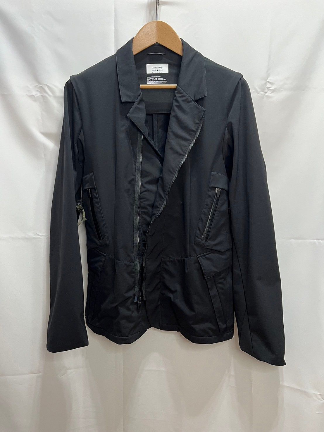 Acronym ACRONYM J29-DS | Grailed