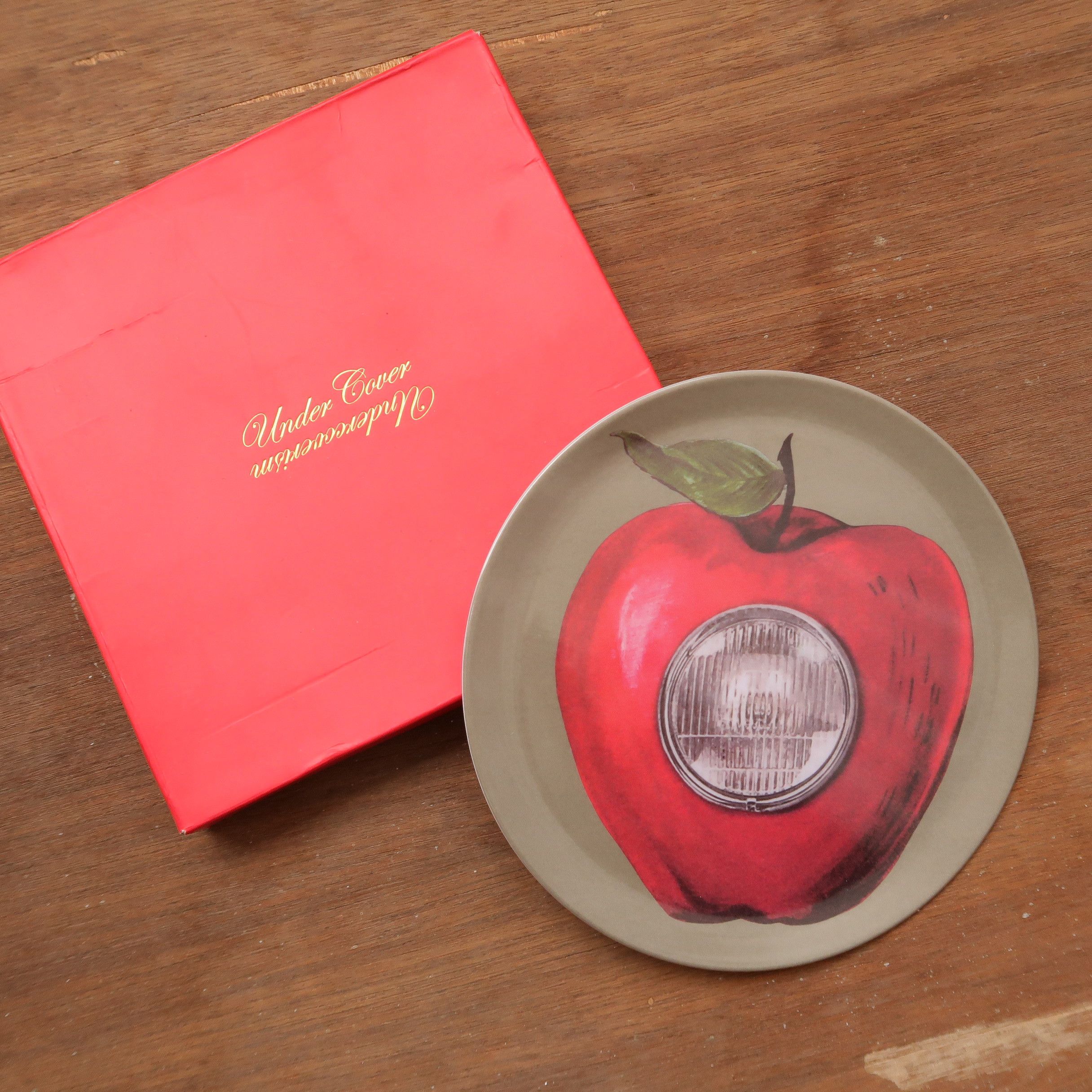 Japanese Brand × Jun Takahashi × Undercover 🔥 UNDERCOVER GILAPPLE PLATE ...