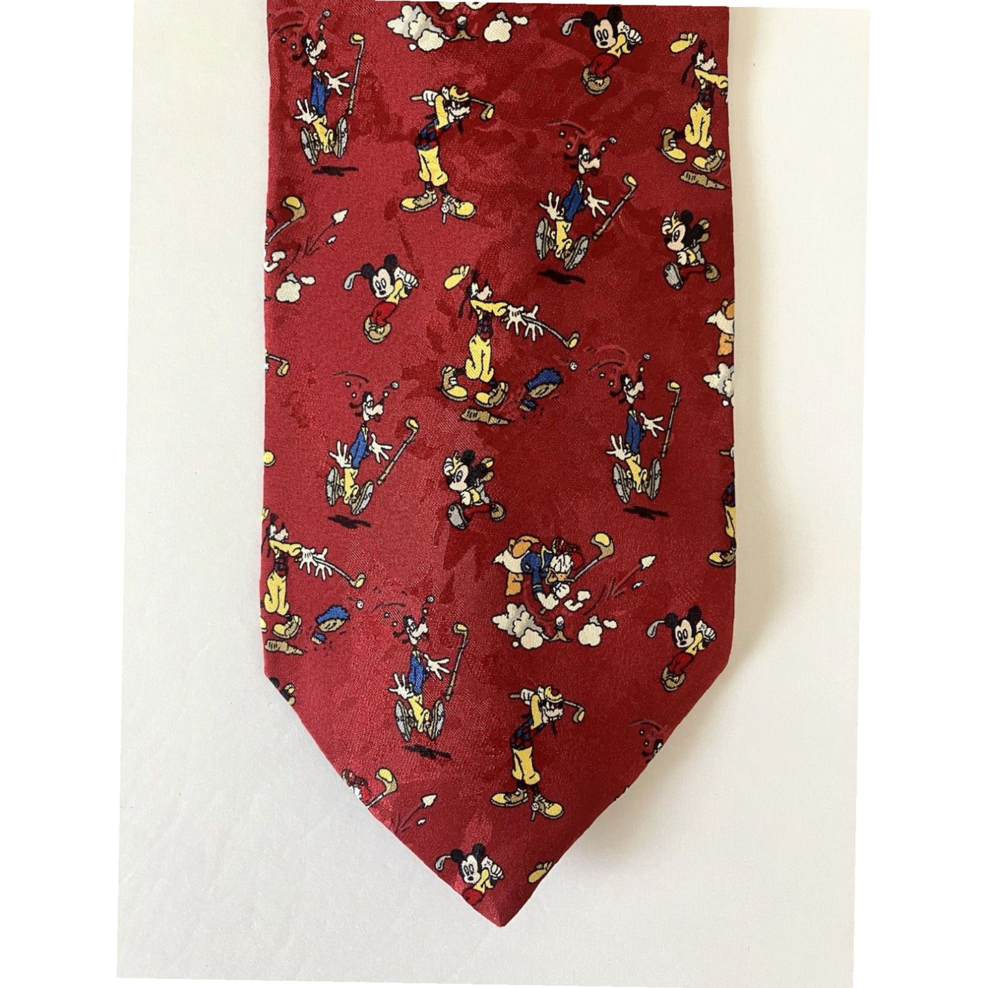 Disney Silk Goofy Mickey Mouse Donald Duck Golfing Icons on a Classic ...