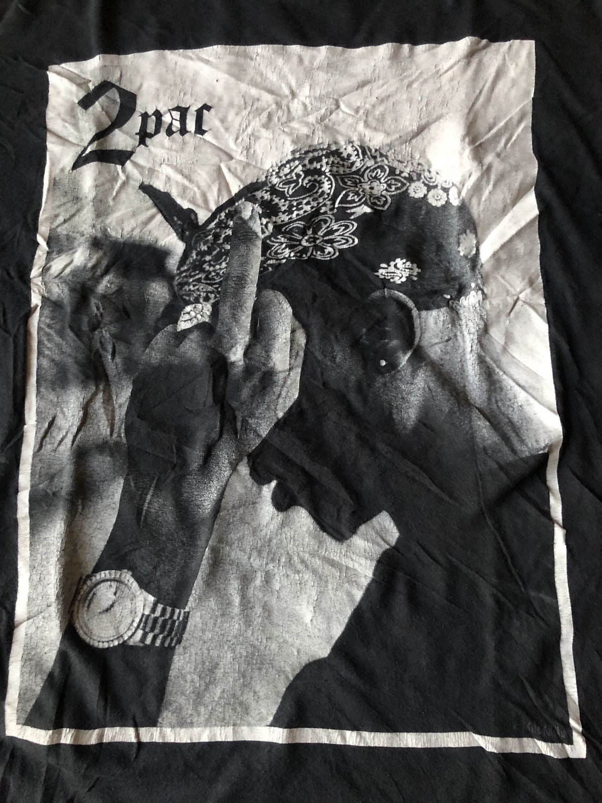 Vintage Vtg 2pac shirt giving middle finger | Grailed