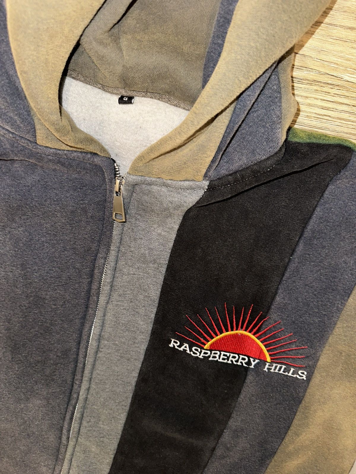 Streetwear × Vintage Raspberry Hills Bonsai Zip Up Hoodie | Grailed