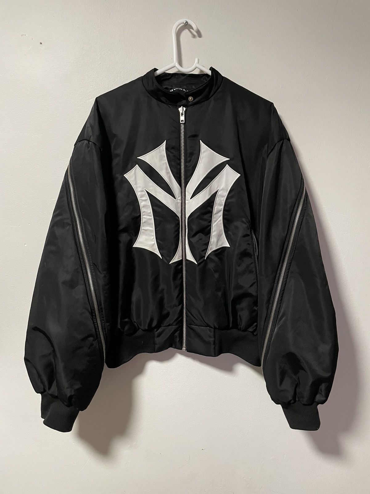 Mowalola Mowalola Runway My City Bomber | Grailed Mowalola Mowalola Runway My City Bomber | Grailed