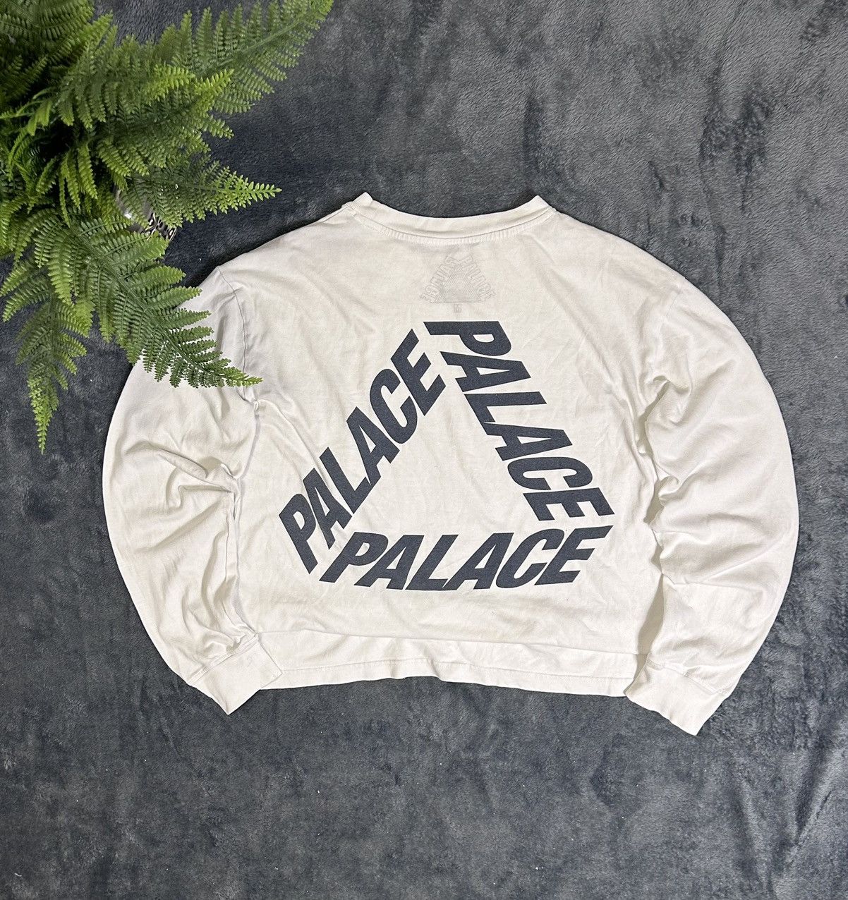Palace Palace Vintage Big Back Logo Back Longsleeve | Grailed
