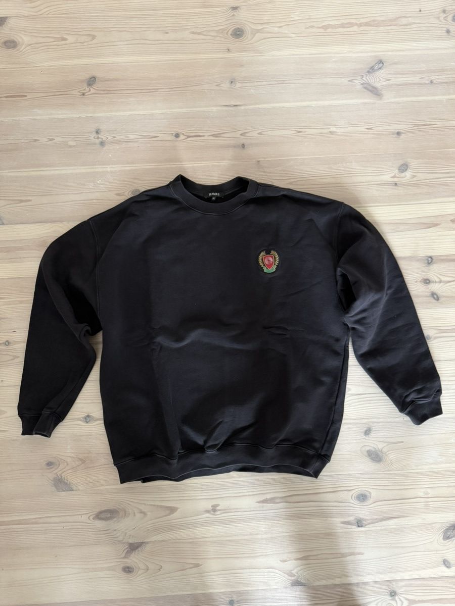 Yeezy Season 5 Sweatshirt | Grailed Yeezy Season 5 Sweatshirt | Grailed