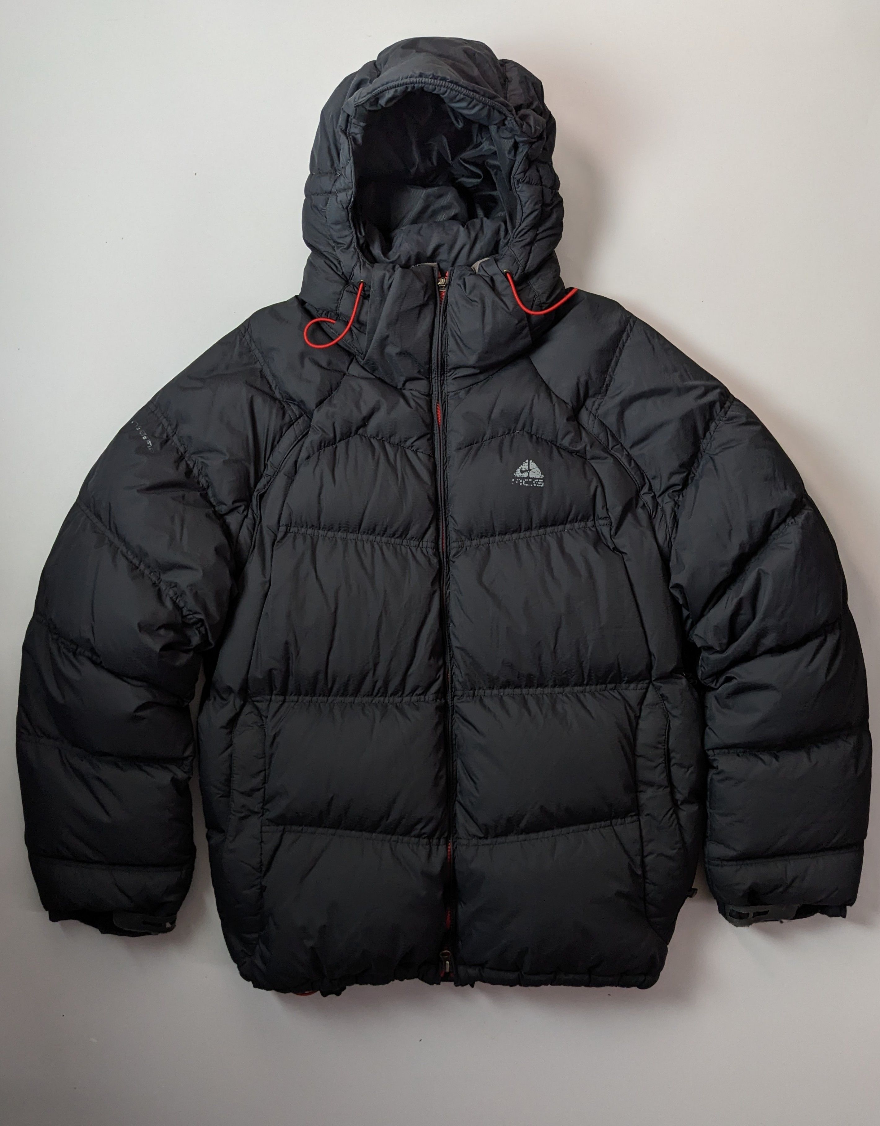 Nike ACG × Outdoor Life Nike Acg Hooded Puffer Jacket | Grailed