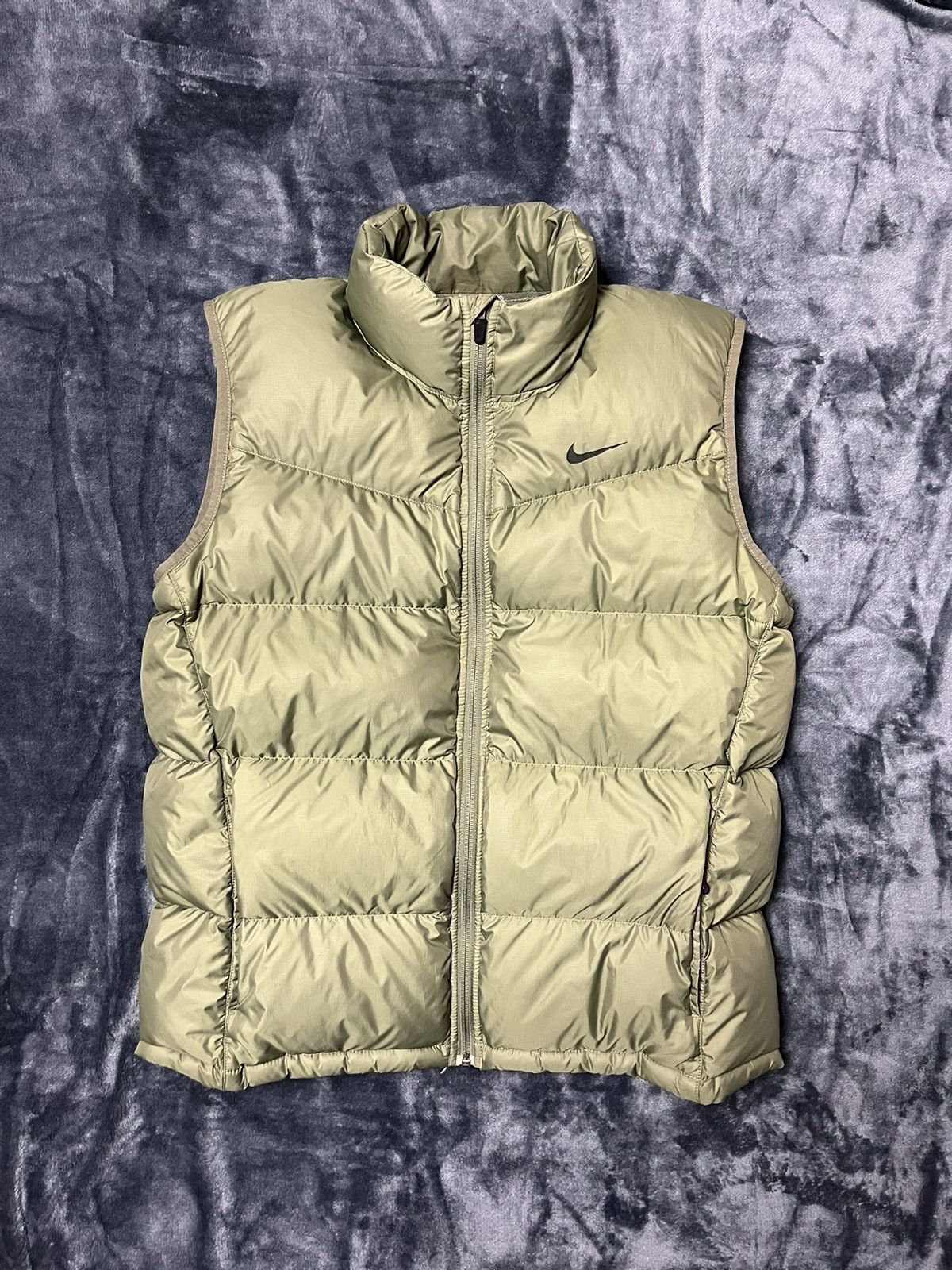 Nike Nike 00's Vintage Puffer Vest | Grailed