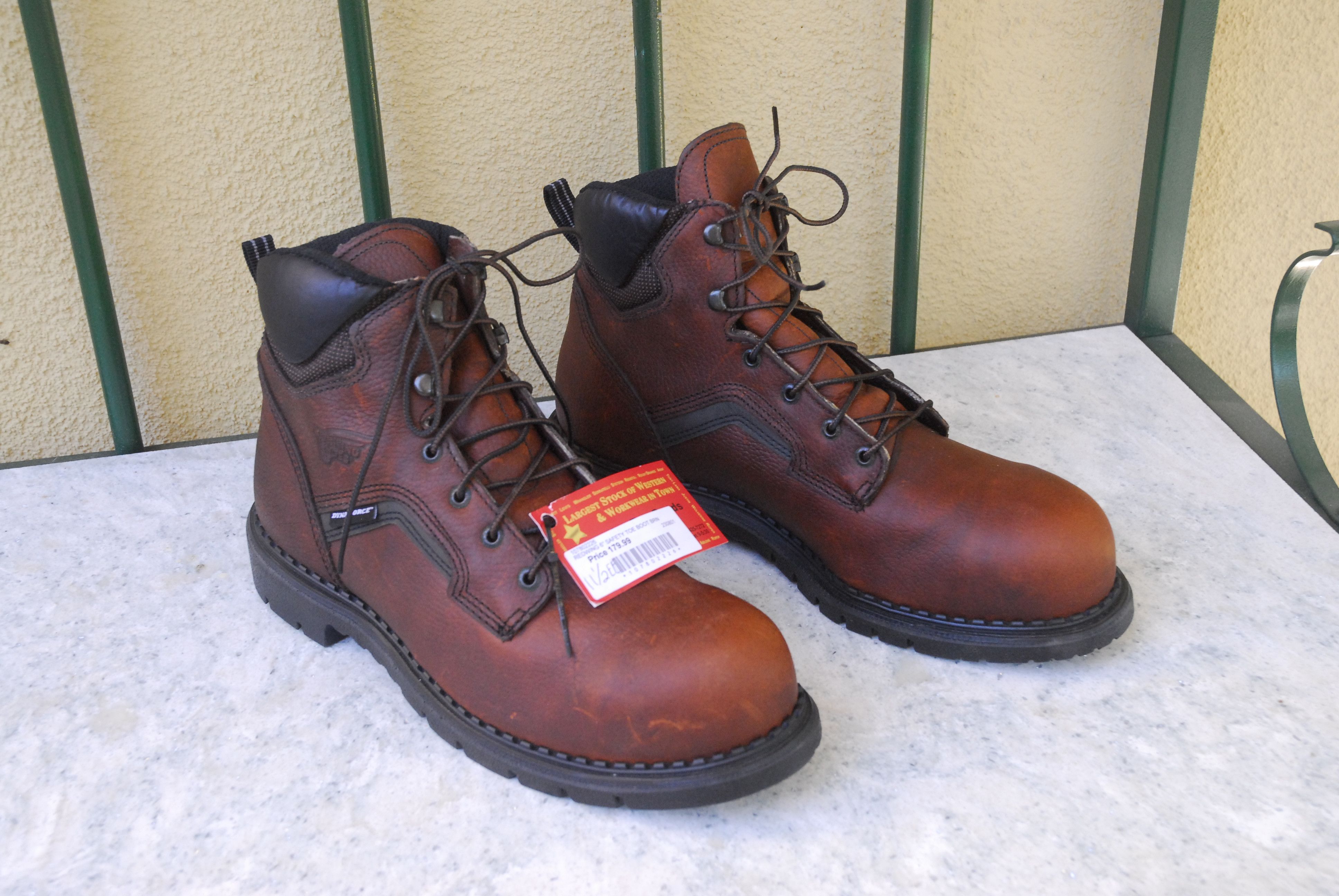Red Wing Red Wing Shoes #2226 Made in USA Dyna-Force Steel Toe Boots ...