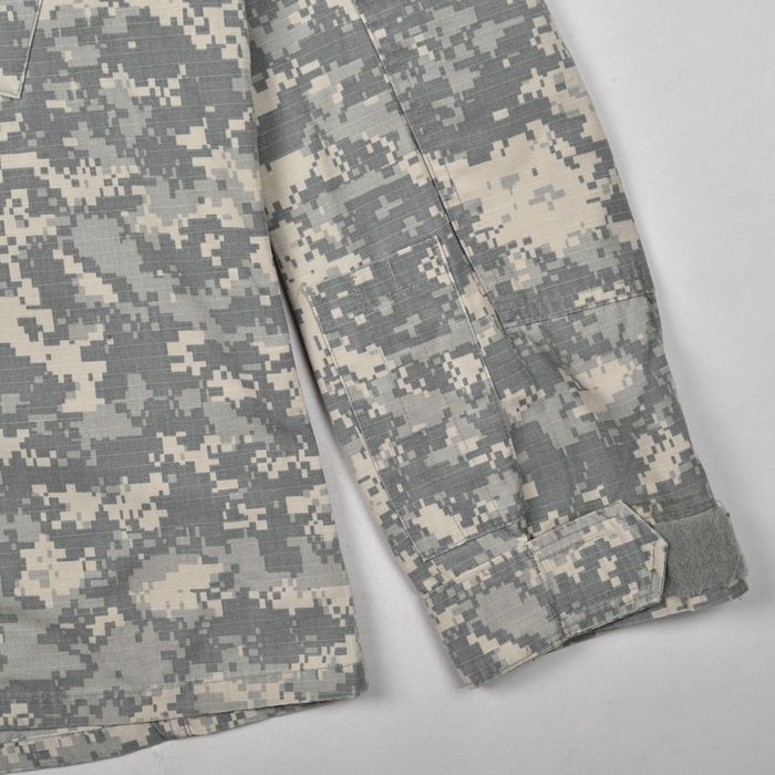 Vintage US Army Digital ACU Camo Field Jacket | Grailed