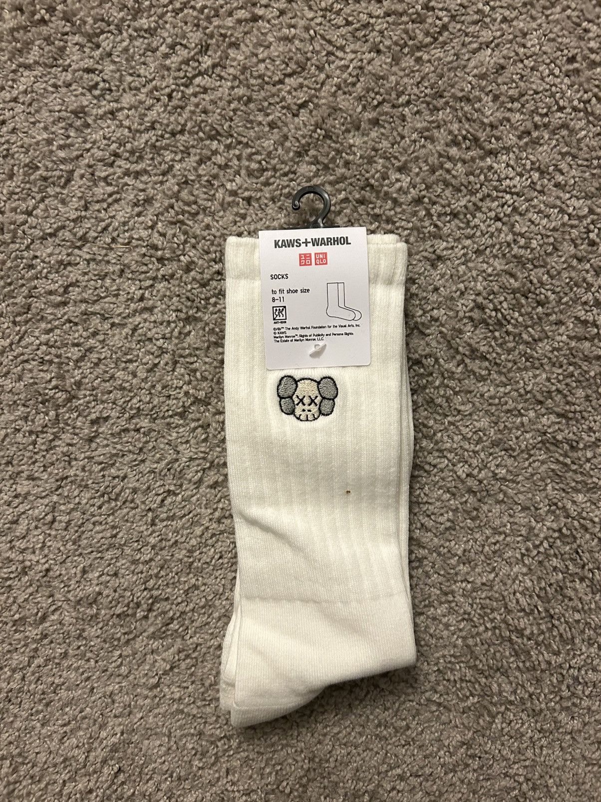 Andy Warhol × Kaws × Uniqlo KAWS X Uniqlo X Andy Warhol Socks White ...