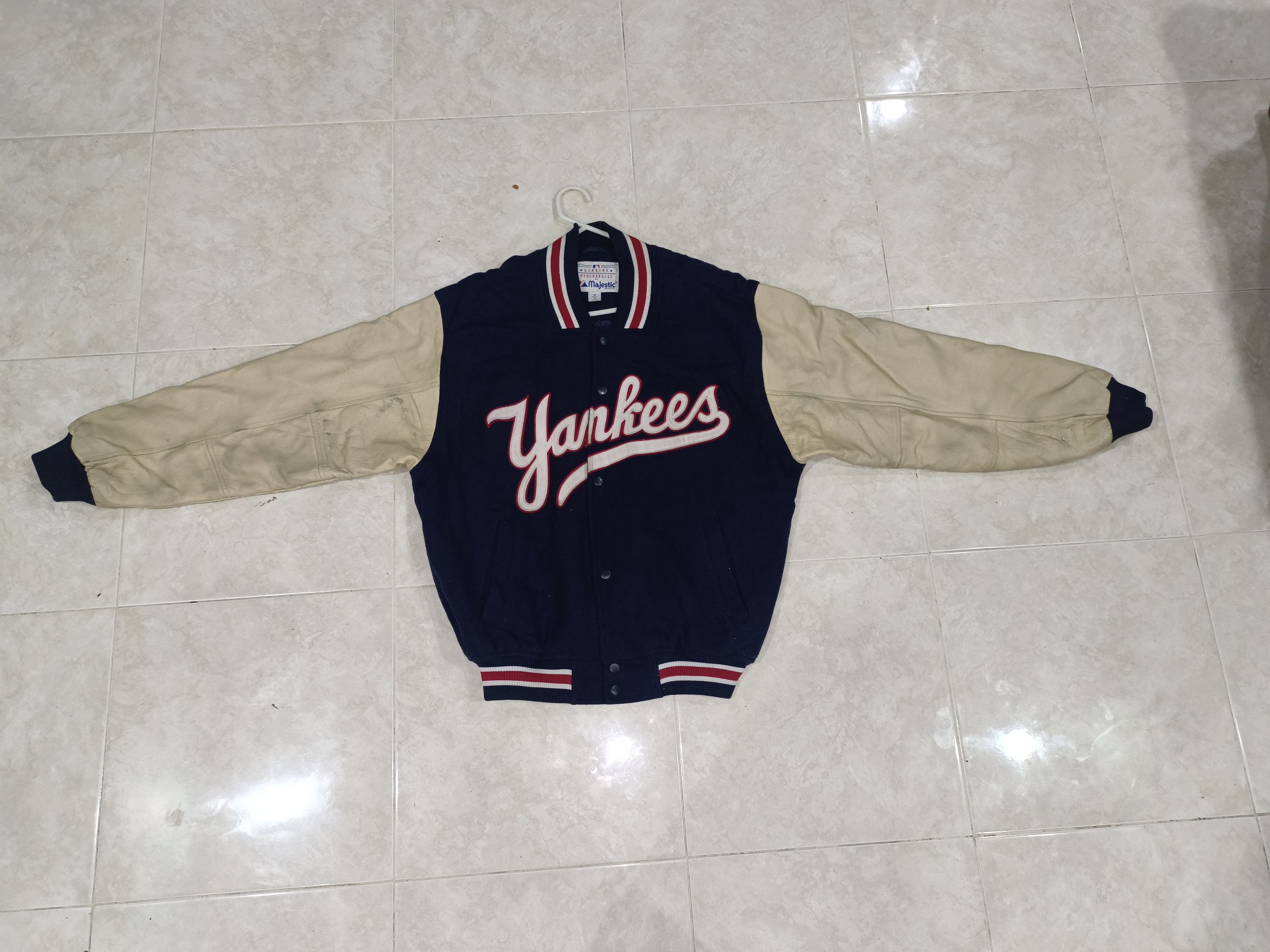 MLB × Majestic New York Yankees vintage Y2K varsity jacket spellout ...