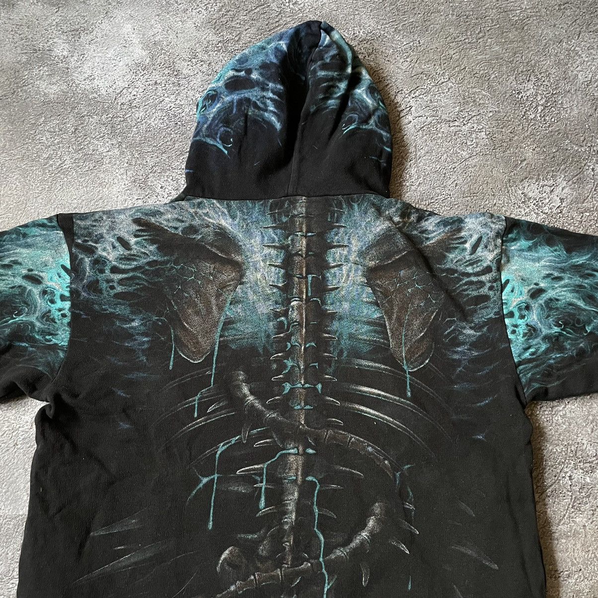 Archival Clothing Vintage 00S SKELETON HORROR FACE CREEPY ABSTRACT ...