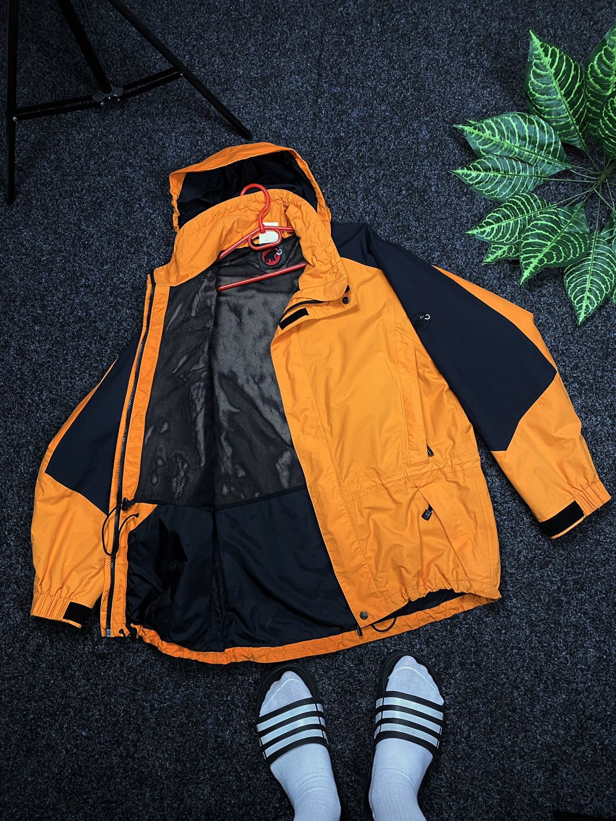 Mammut × Outdoor Life × Vintage Membrane Jacket Mammot Outdoor Gore Tex ...