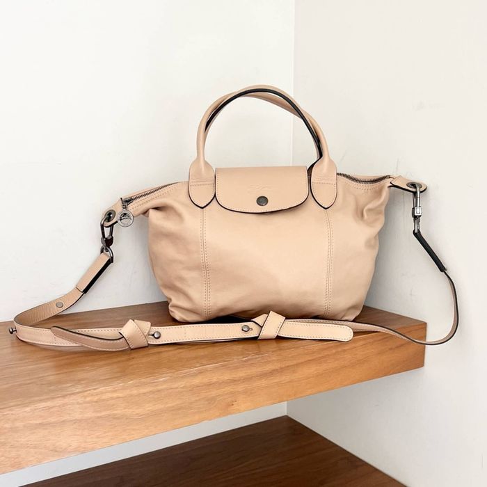 Longchamp Longchamp Le pliage cuir medium leather bag tan beige | Grailed