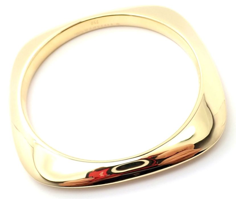 Tiffany & Co. Tiffany & Co 18k Yellow Gold Cushion Square Bangle ...