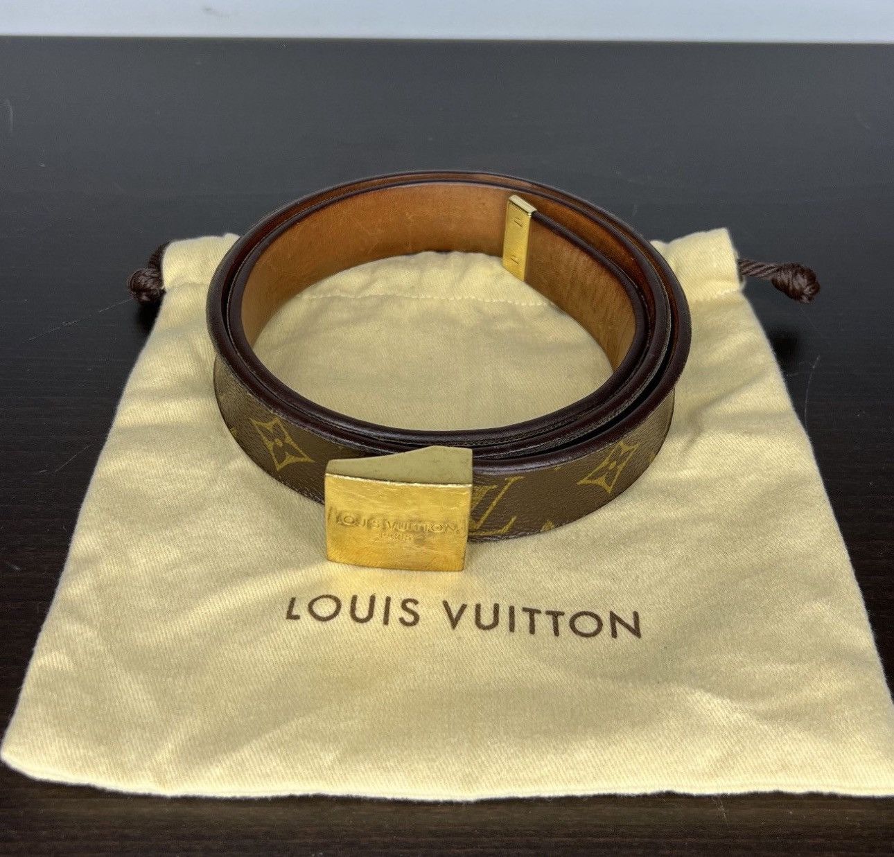 Louis Vuitton Louis Vuitton logo belt | Grailed