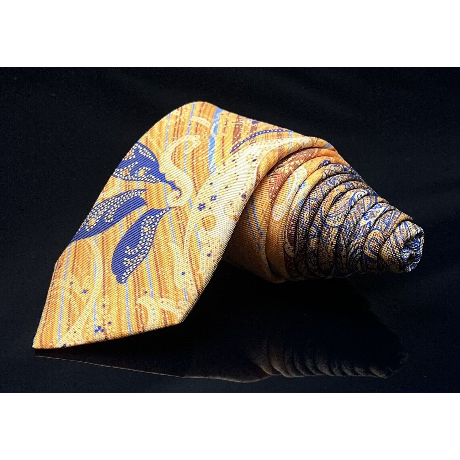 Robert Graham ROBERT GRAHAM Silk Gold Paisley Designs Tie 62” 3.5 ...