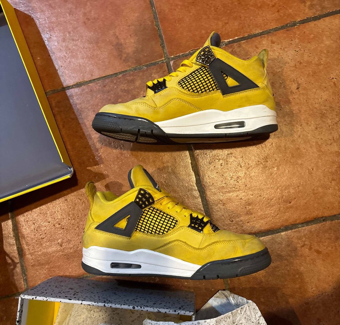 Nike Air Jordan 4 retro lightning 2021 | Grailed