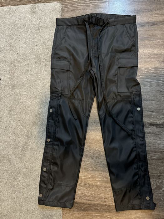 MNML MNML Nylon Cargo Pants | Grailed
