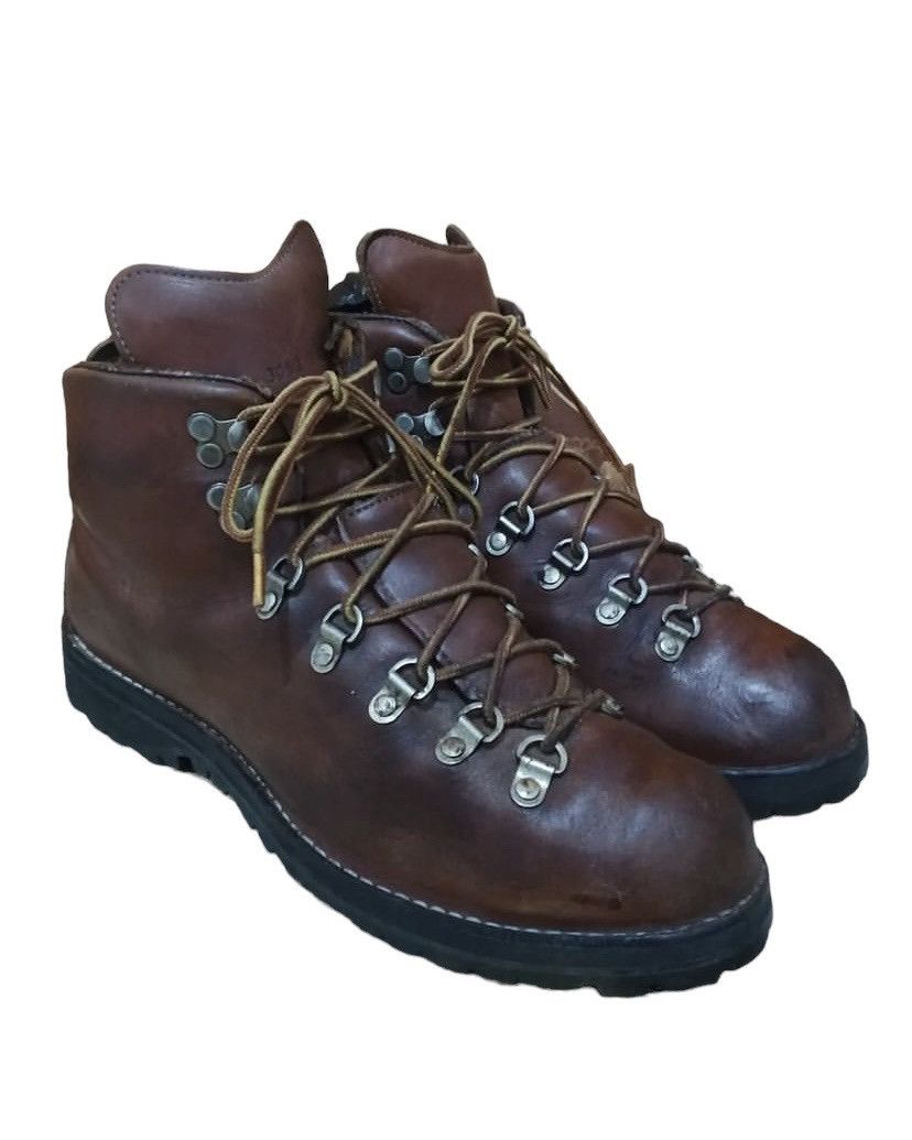 Danner × Streetwear × Vintage Vintage Danner Mountain Light Boots | Grailed
