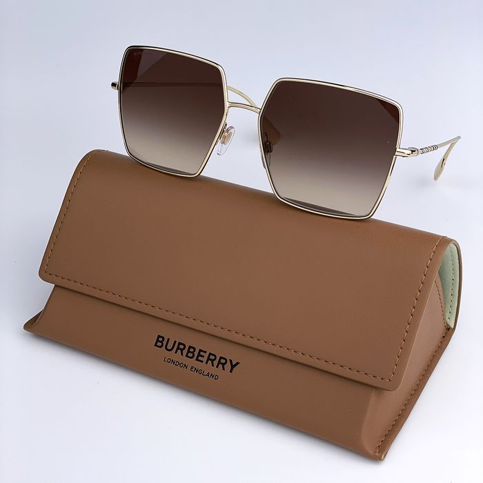 Gucci NEW Burberry BE3133 DAPHNE 110913 Square Women Sunglasses | Grailed