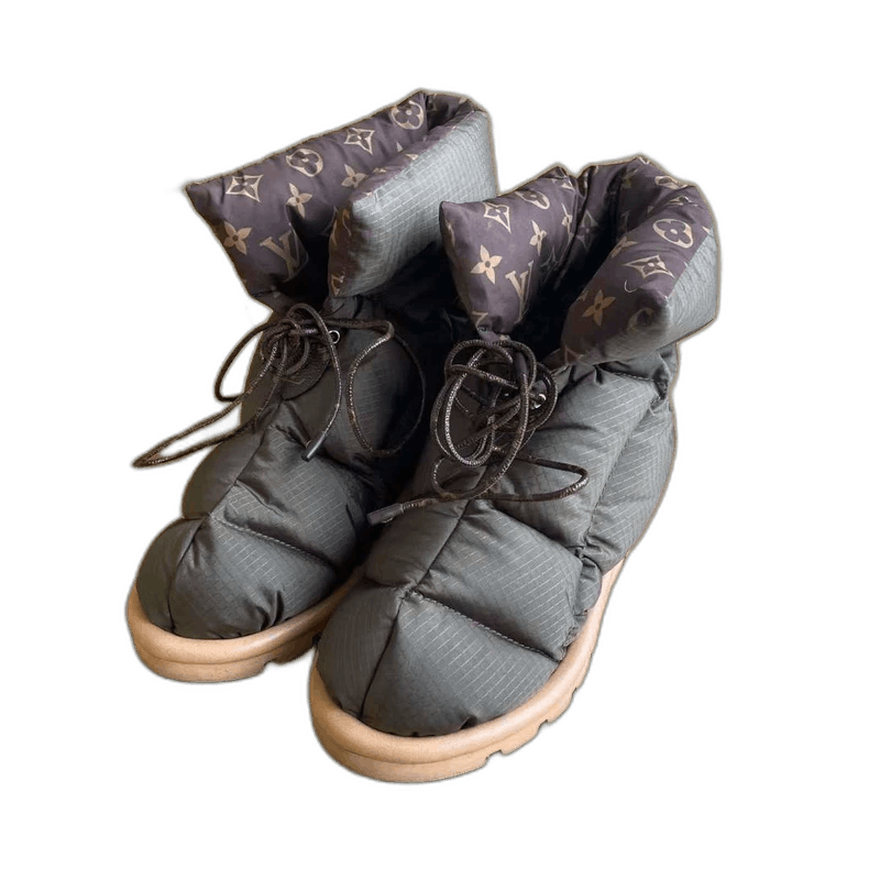 Louis Vuitton Louis Vuitton Monogram Padded Snow Boots -2505 | Grailed