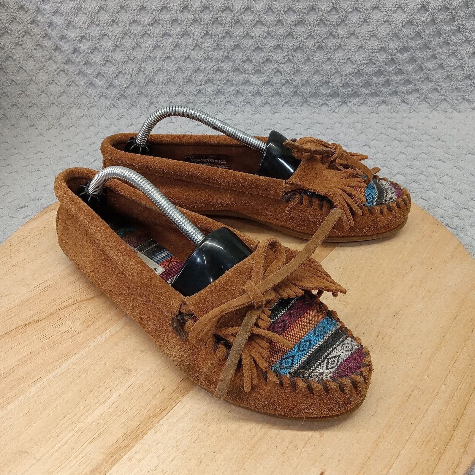 Minnetonka Minnetonka Moccasin 6 Women's Suede Leather Aztec Print ...