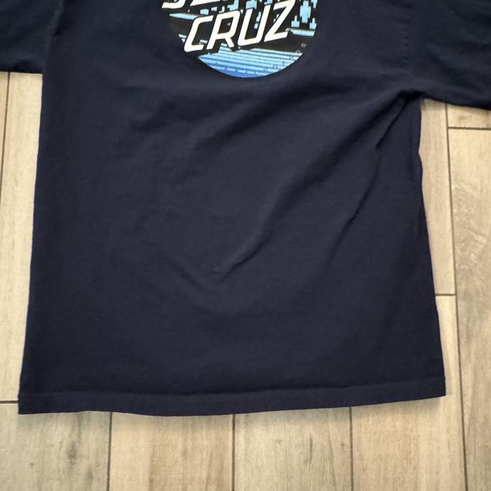 Santa Cruz Skateboards Vintage 90s Blue Skater Santa Cruz Graphic Tee ...