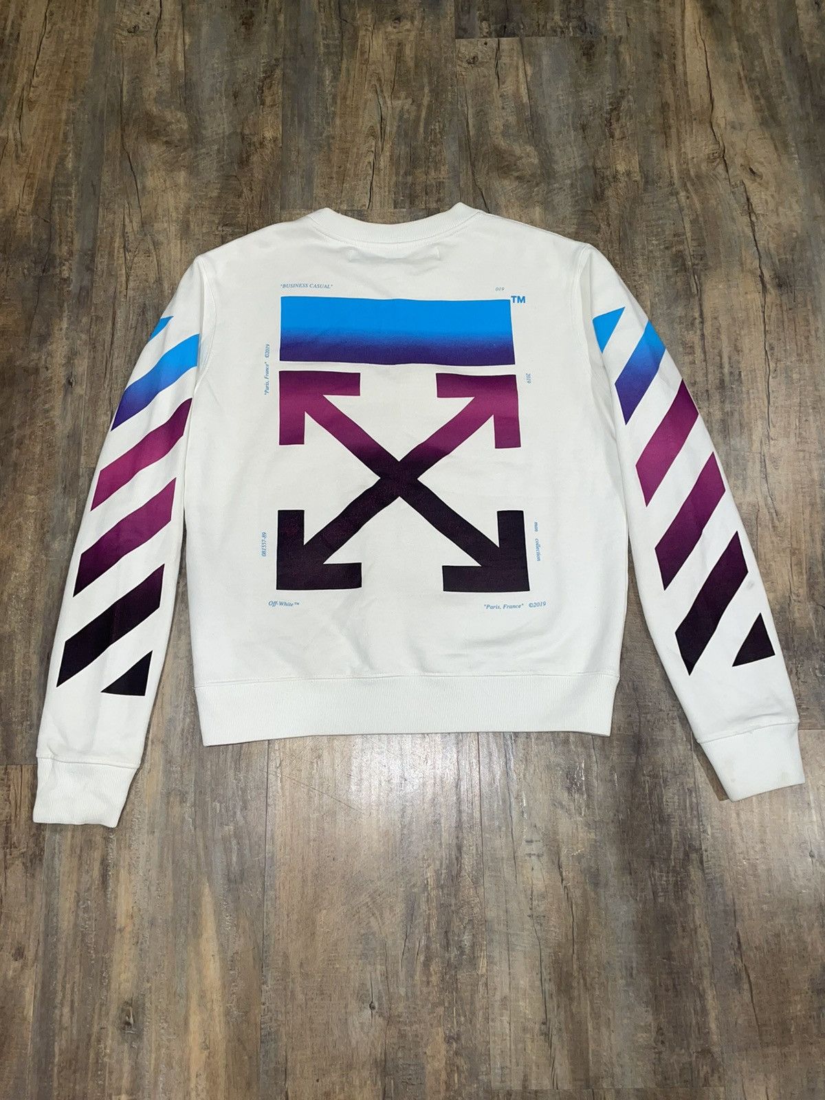 Off-White RARE Off-White Gradient Arrows Logo Diag Crewneck Sweatshirt ...
