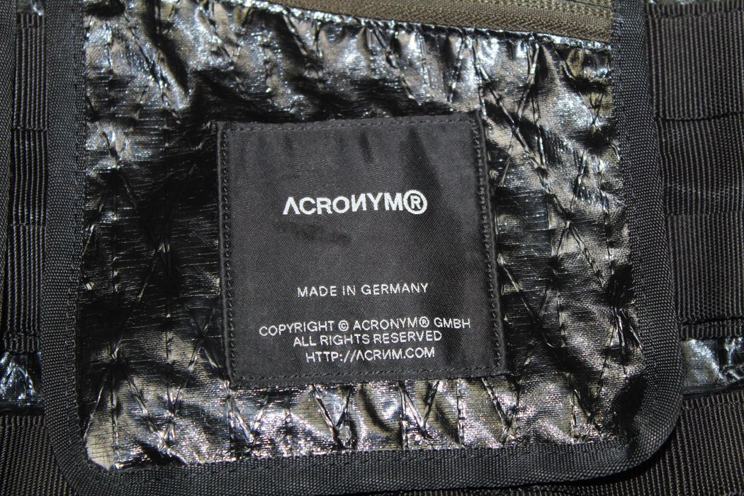 Acronym 3A-3TS Black Foil | Grailed