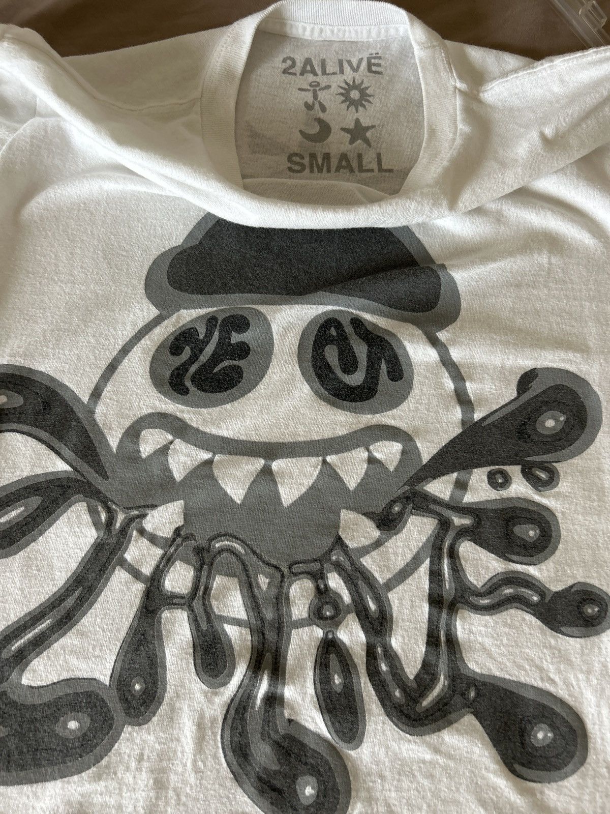 Yeat Yeat 2 alive tour Los Angeles | Grailed