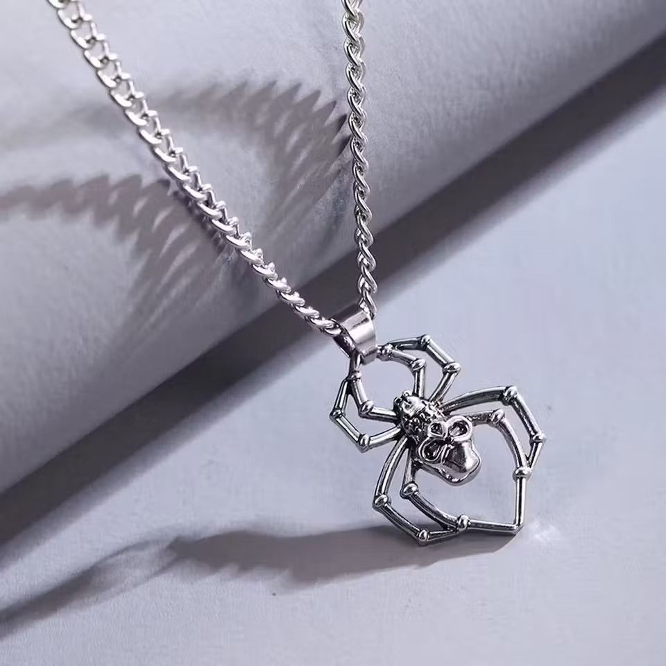 Cuban Link Chain × Streetwear × Unbrnd Punk spider pendant chain | Grailed