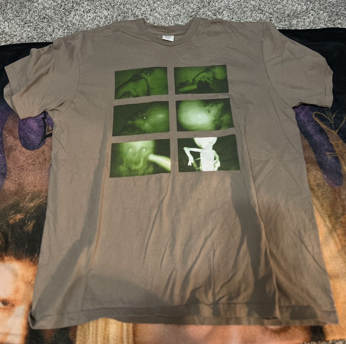 Supreme Alien supreme tee | Grailed