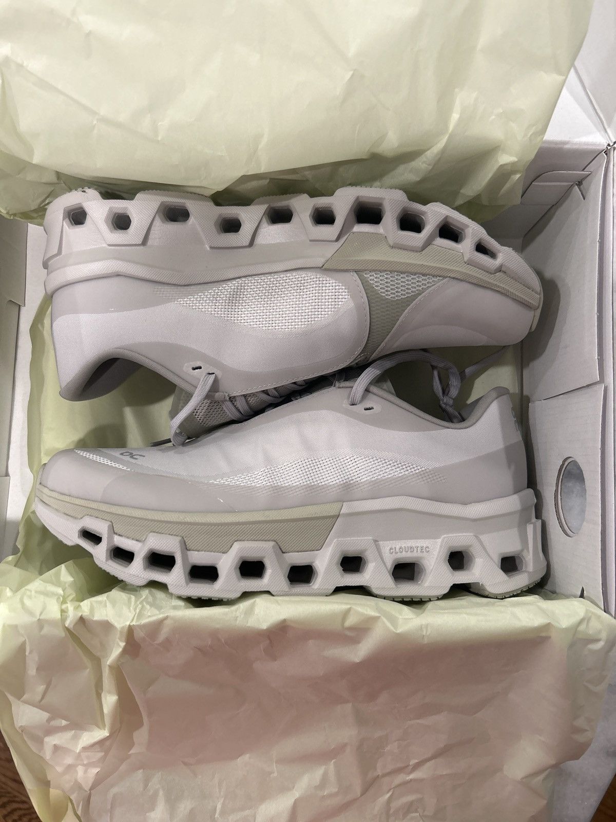 POST ARCHIVE FACTION (PAF) Post archive faction PAF ON running shoe ...