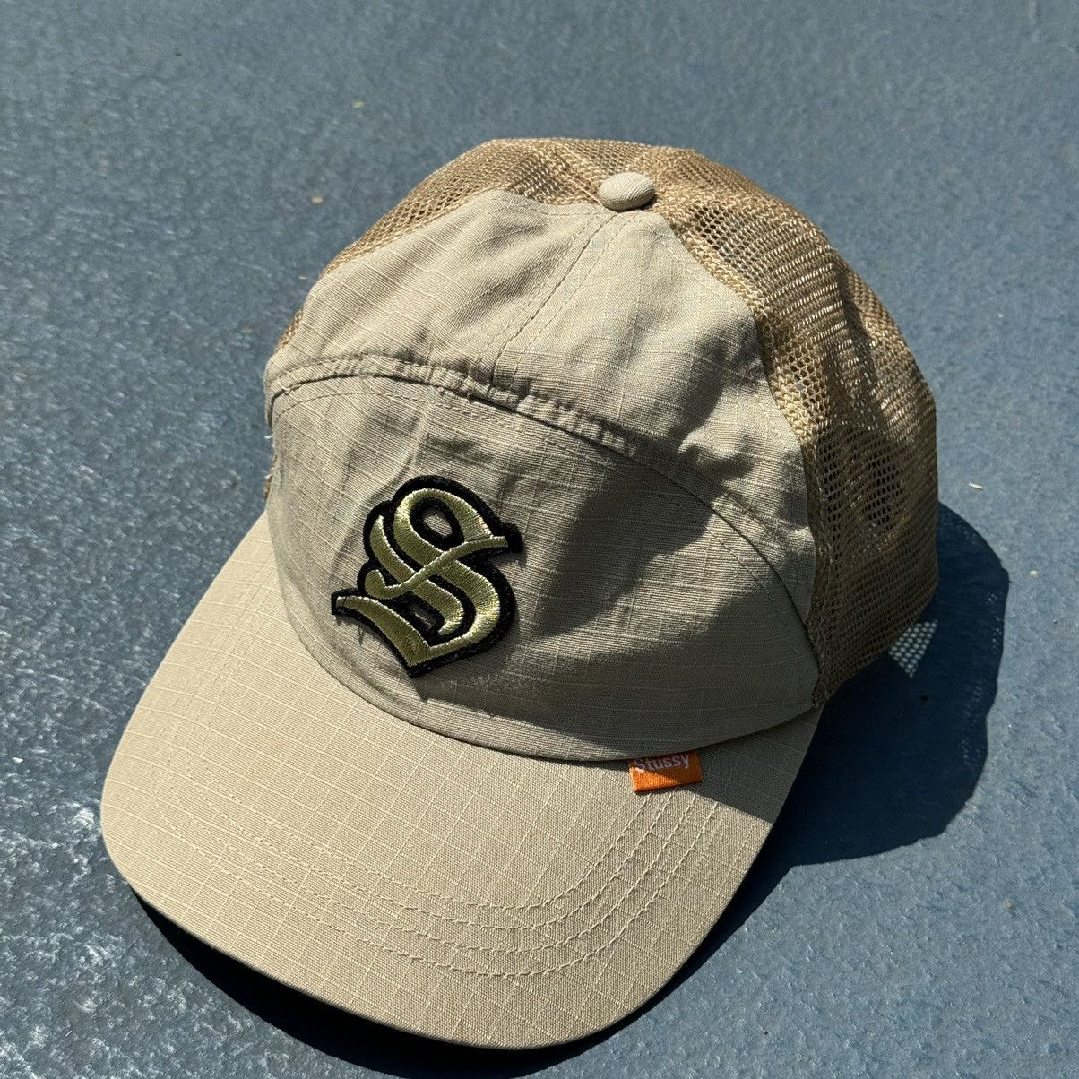 Streetwear × Stussy × Vintage Vintage Stussy S-Logo 00's Cream Trucker ...