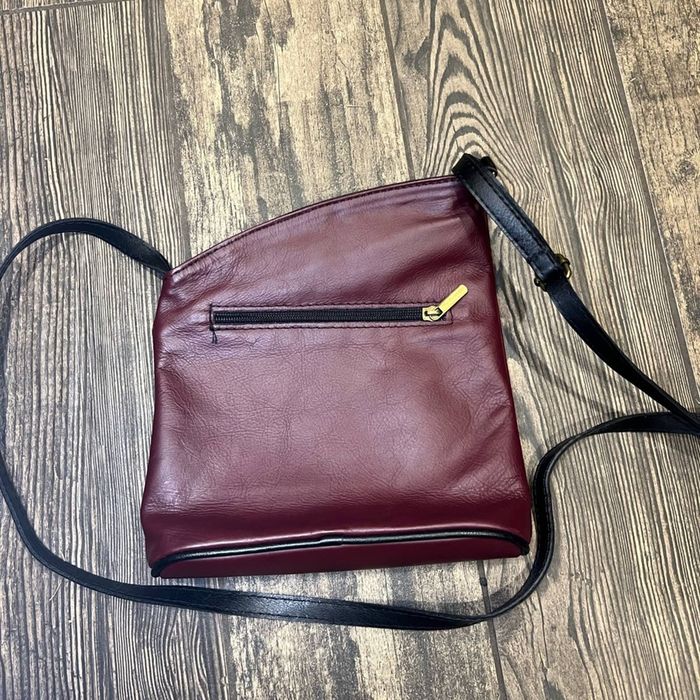 Vera Pelle Vera Pelle Leather Crossbody Bag | Grailed