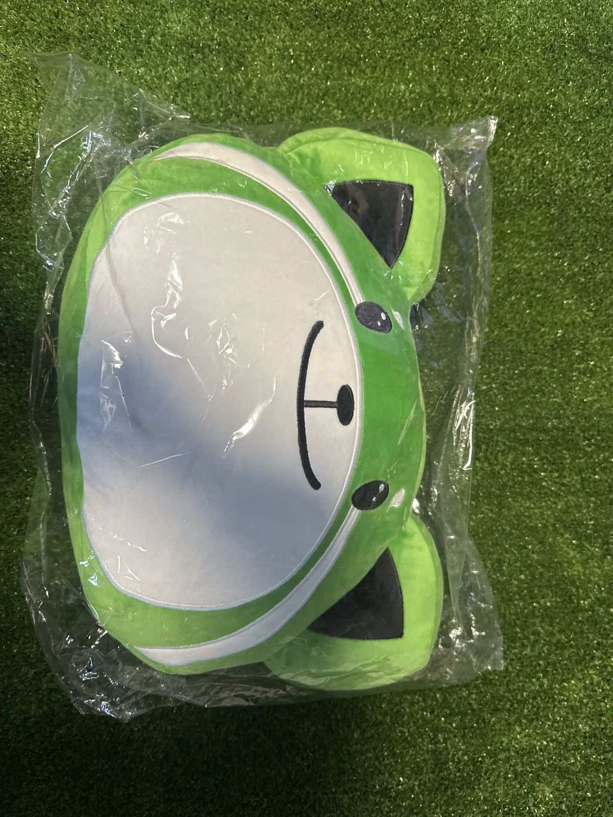 The Weeknd × XO XO KISSLAND PLUSH | Grailed