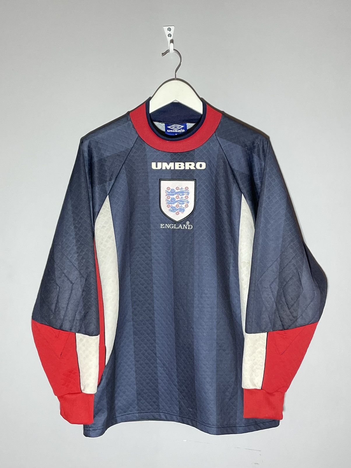 Umbro × Vintage England Goalkeeper 1998 Umbro Vintage Football Shirt ...