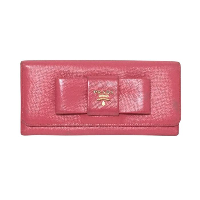 Prada Prada wallet | Grailed