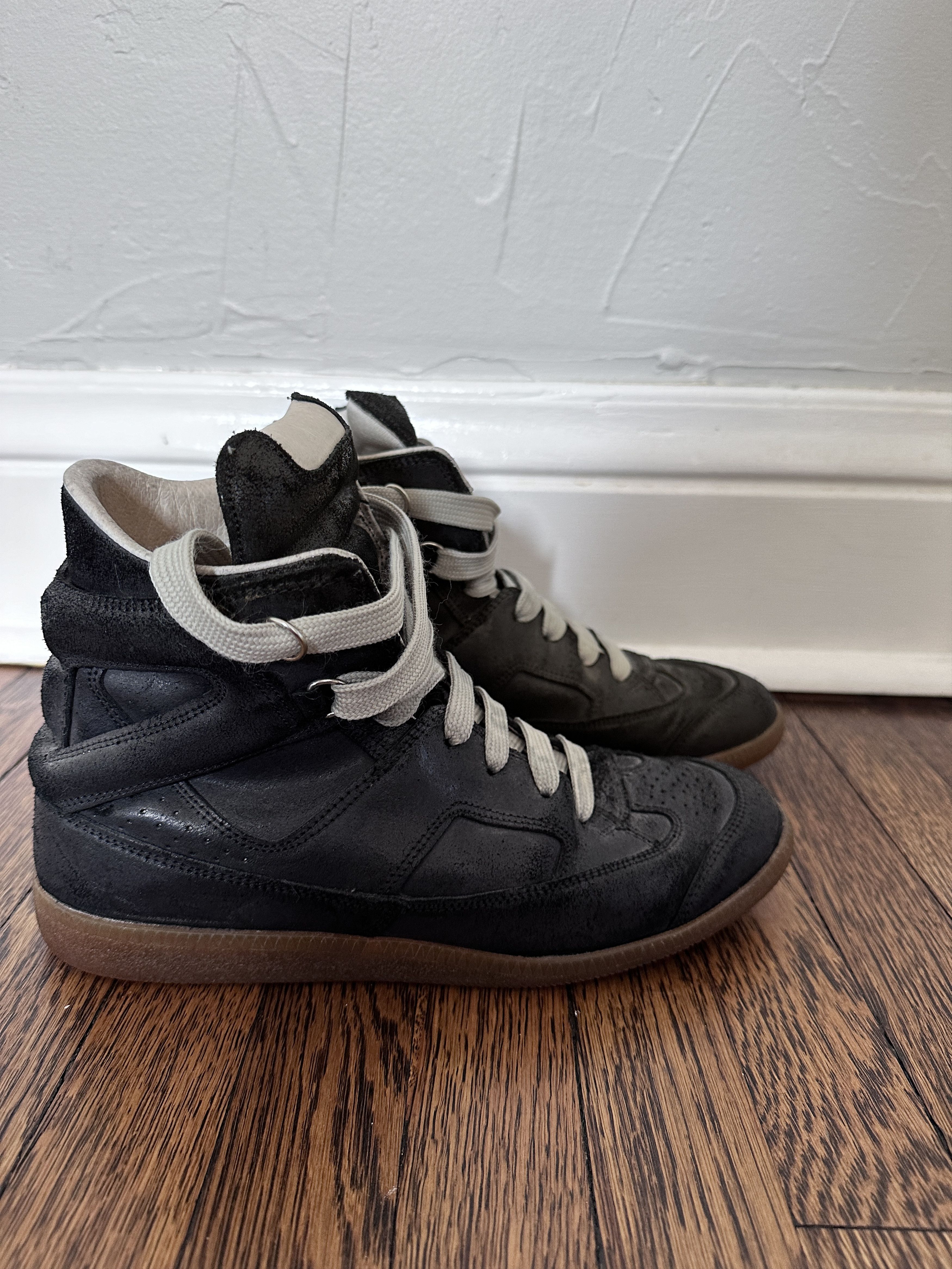 Maison Margiela Maison Margiela GAT Blistered Leather Hi Tops | Grailed