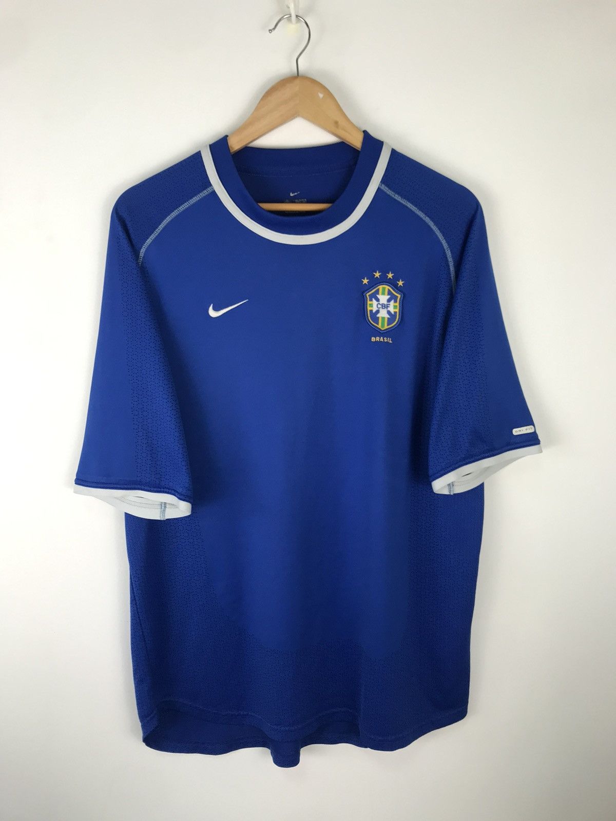 Nike × Vintage BRAZIL 2000/02 AWAY FOOTBALL SHIRT SOCCER JERSEY NIKE L ...
